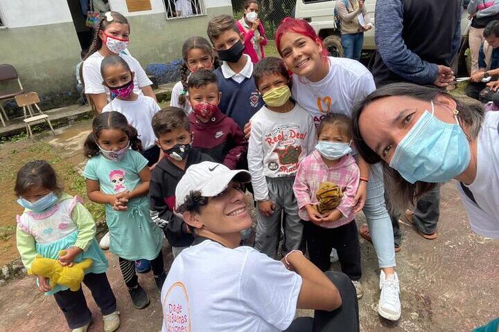 Proyectos Con Niños Y Jóvenes En América Latina